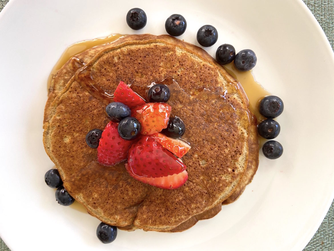 Flourless Banana Pancakes | Hand to Soul